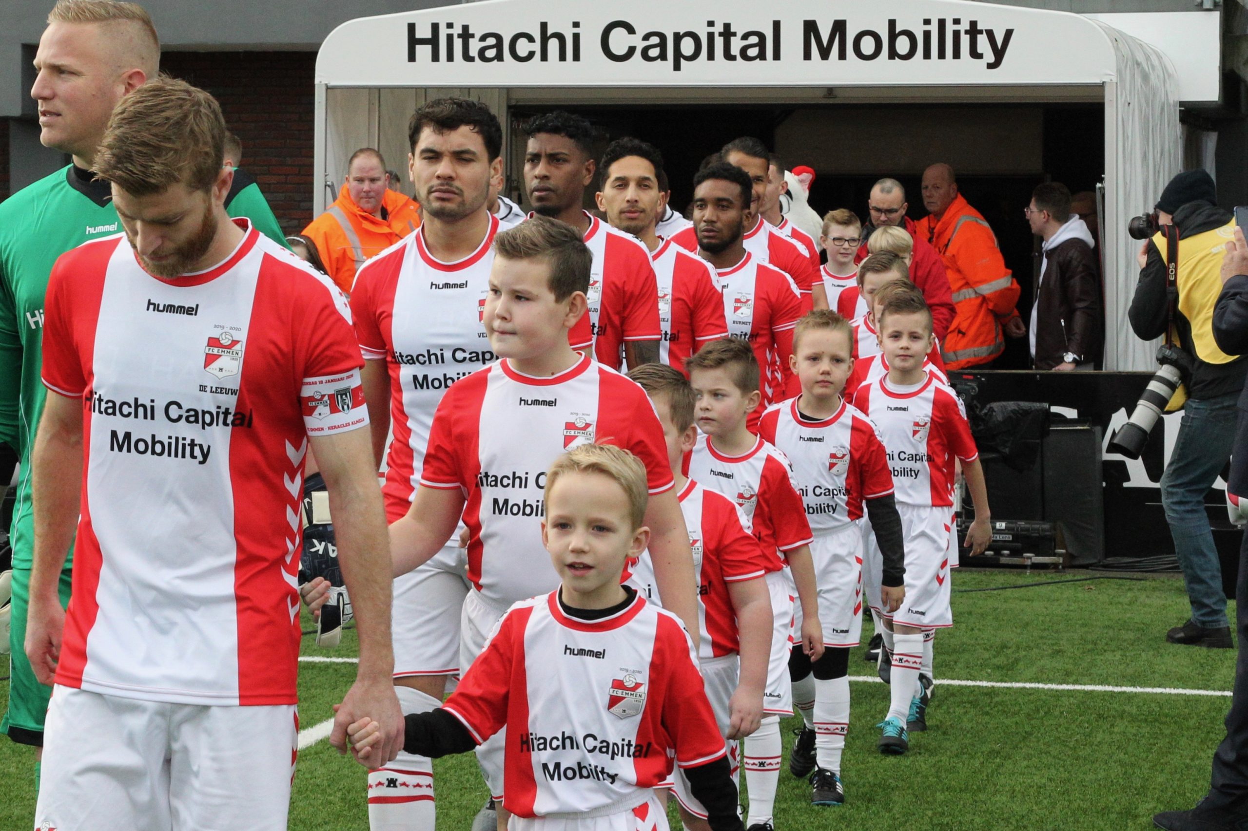Hitachi Capital Mobility stopt als hoofdsponsor - FC Emmen