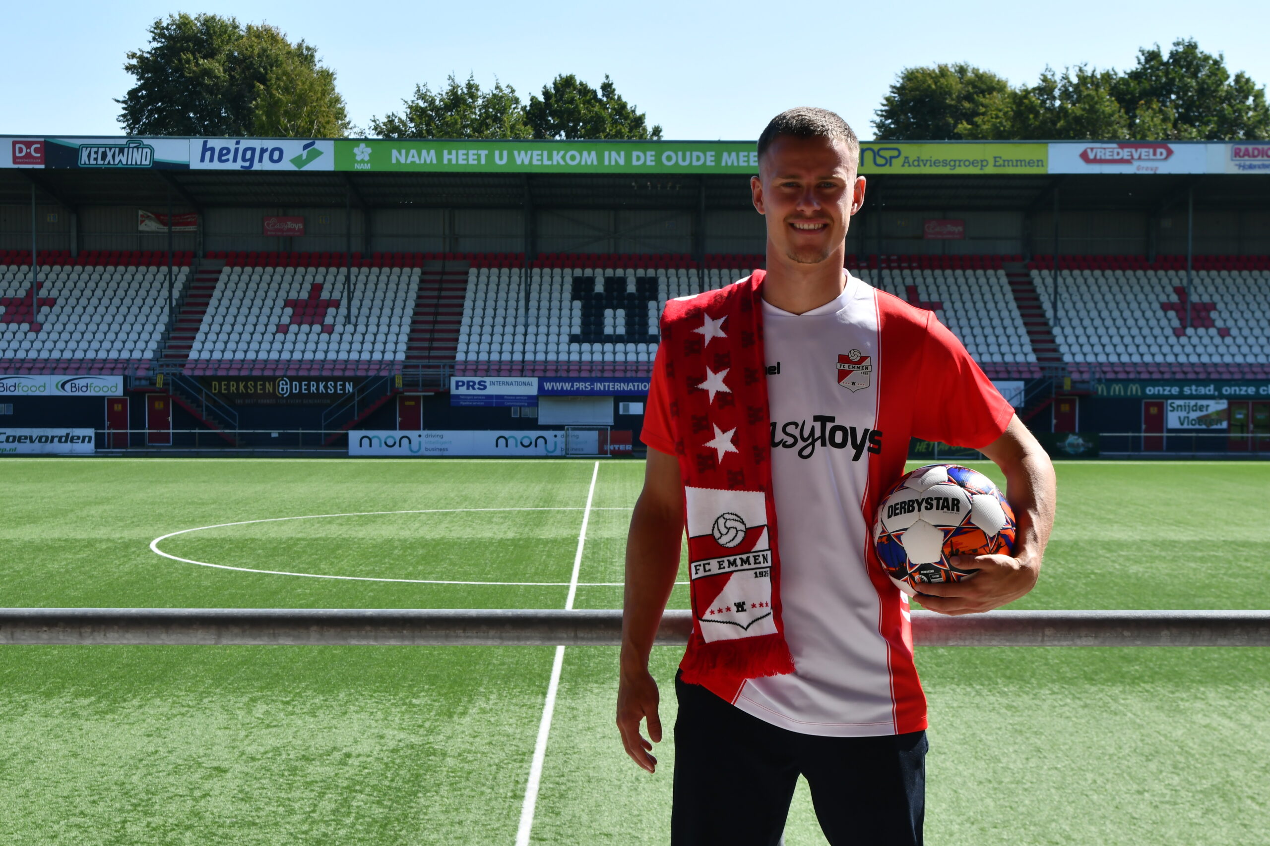 Robin Schouten is jarig! - FC Emmen
